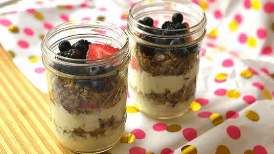 Easy Grab and Go Breakfast Parfaits To Start Your Morning Right ...