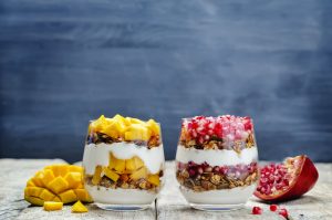 Easy Grab and Go Breakfast Parfaits To Start Your Morning Right ...