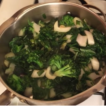 The Ultimate Guide to Cooking Dark Leafy Greens - Natural Kitchen Cooking School