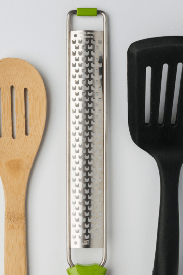 50 Essential Kitchen Tools and Their Uses (Ultimate Guide) - Natural ...