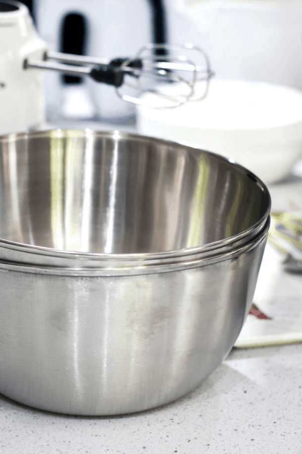 50 Essential Kitchen Tools and Their Uses (Ultimate Guide) - Natural ...